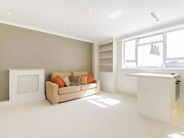 Sloane Avenue Sloane Square SW3 Studio to rent £2,145 pcm £495 pw