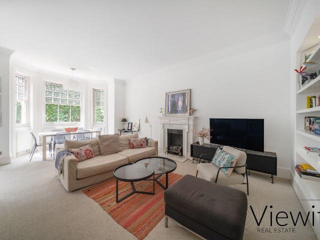 Sloane Gardens, London SW1W, 2 bed flat to rent, £5,500 pcm | PrimeLocation