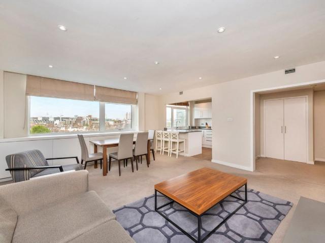 Sloane Square House, 1 Holbein Place SW1W, 2 bed flat to rent, £4,500 pcm | PrimeLocation