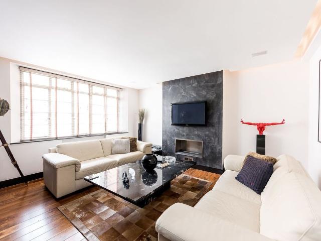 Sloane Street, Chelsea, London SW1X, 2 bed flat to rent, £10,833 pcm | PrimeLocation