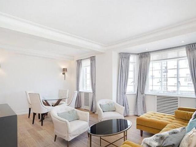 Sloane Street, Knightsbridge, 3 Bedroom Flat