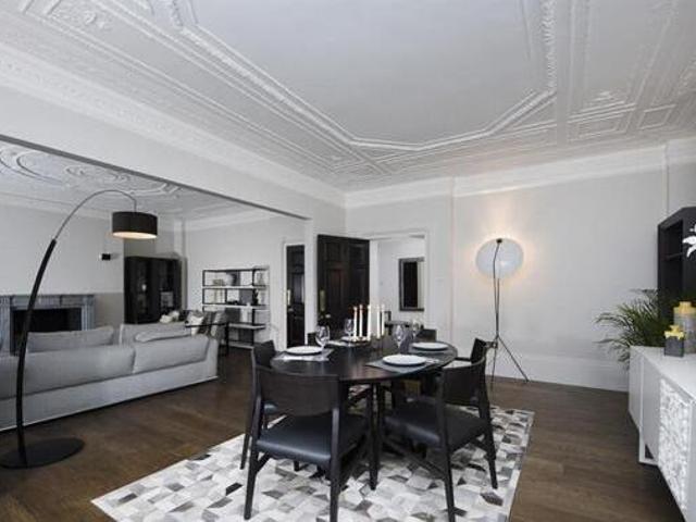 Sloane Street, London, 3 Bedroom Flat