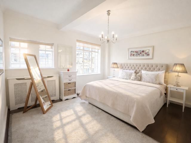 Sloane Street, London SW1X, 3 bed flat to rent, £8,450 pcm | PrimeLocation