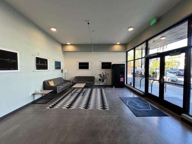 Slogan Apartments 2 Bedroom Apartment for Rent at 1510 N Sumner St, Portland, OR 97217 Overlook