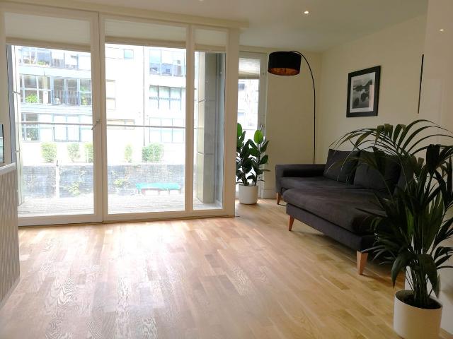 Slate House, Canary Gateway, 11 Keymer Place, London E14, 2 bed flat to rent, £2,250 pcm | PrimeLocation