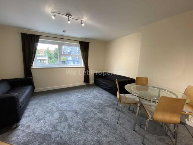 Slater House, Salford M5, 2 bed flat to rent, £1,300 pcm | PrimeLocation