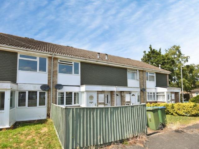 Slattenham Close, Aylesbury HP19 1 bed flat to rent £1,000 pcm £231 pw