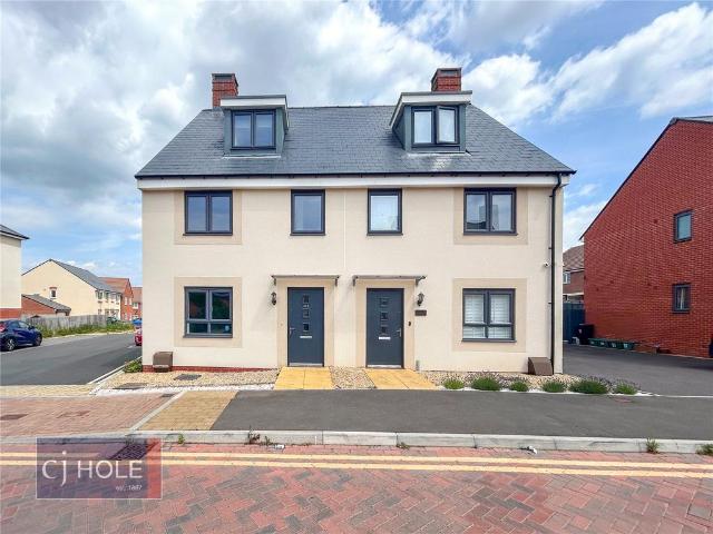 Slade Baker Way, Bristol BS16 4 bed townhouse to rent £3,000 pcm £692 pw