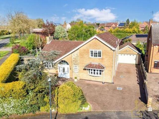 Slade Close, Nuneaton, 3 Bedroom Detached