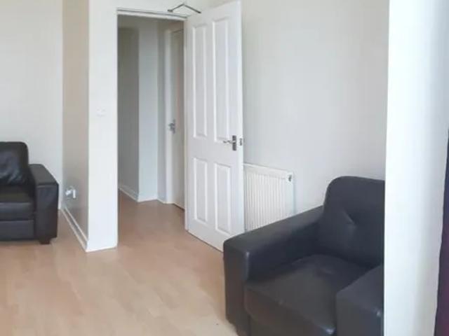 Slade Lane, Manchester, M13 0GW, United Kingdom | 1 bed apartment for rent #132991536 | Rentberry