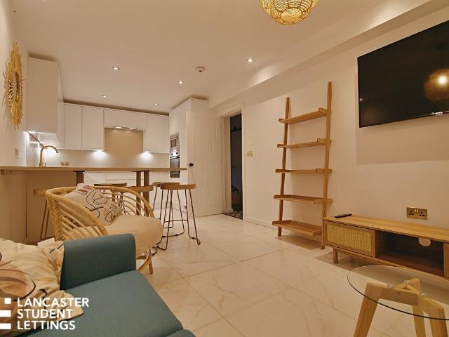 Slaidburn Drive, Lancaster LA1, Room to rent, £542 pppm | PrimeLocation