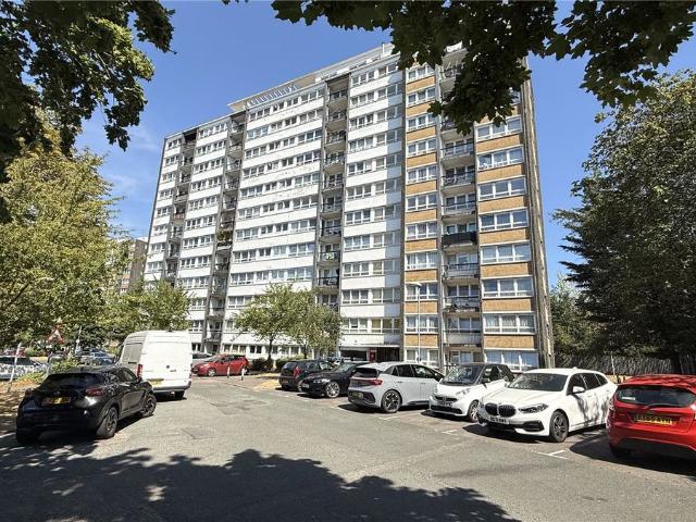 Slewins Close, Hornchurch, Essex RM11, 2 bed flat to rent, £1,550 pcm | PrimeLocation