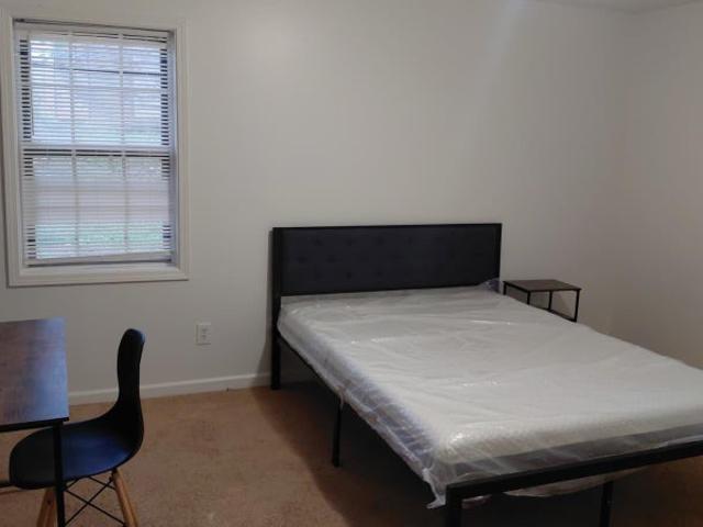 ️ Sleep Bigger! Queen Beds + Private Bathrooms A