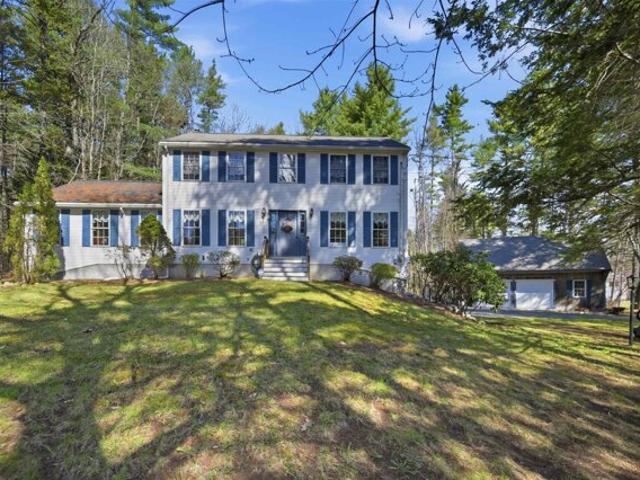Sleeper Ln, Sandown, Home For Sale