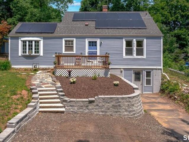 Sleeping Giant Dr, Hamden, Home For Sale