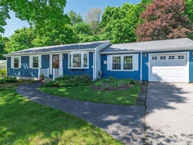Sleepy Hollow Dr, Cumberland, Home For Sale