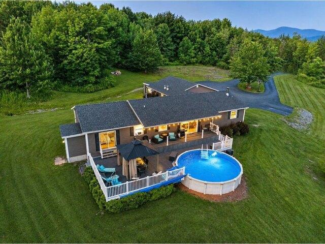 Sleepy Hollow Rd, Essex, Home For Sale