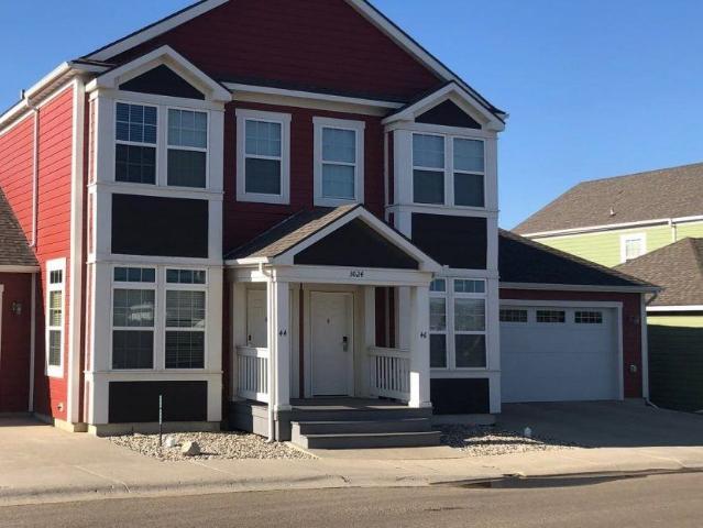 Sleepy Ridge 4 Bedroom Apartment for Rent at 3024 Sleepy Ridge Avenue, Williston, ND 58801