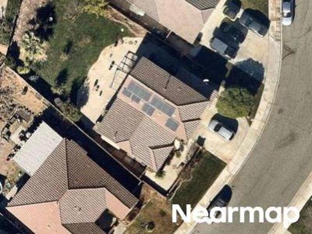 Smoke Tree Ln