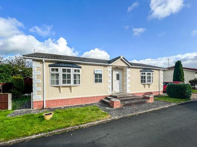 Small Acre Park, Mortimers Cross, 2 Bedroom Park