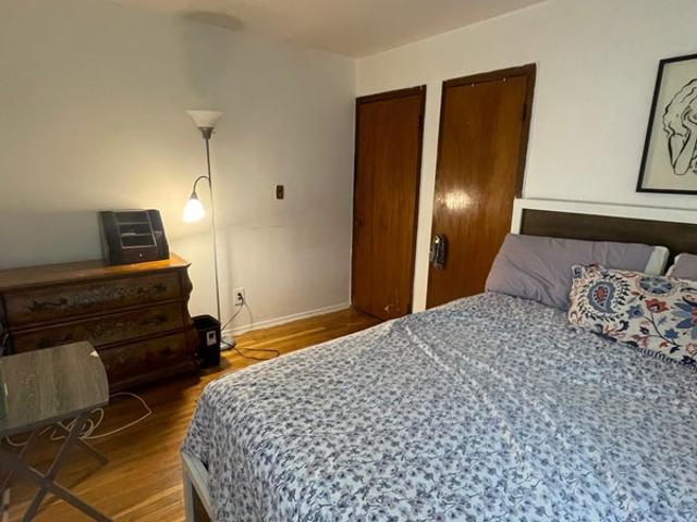Small Bedroom available for rent in Elmont