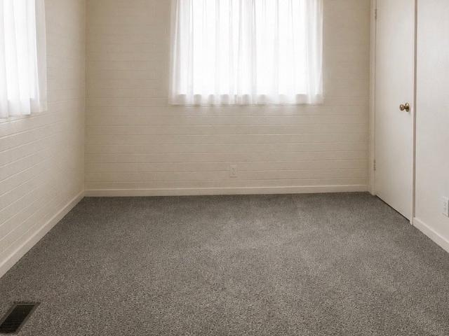 Small Cheap Room