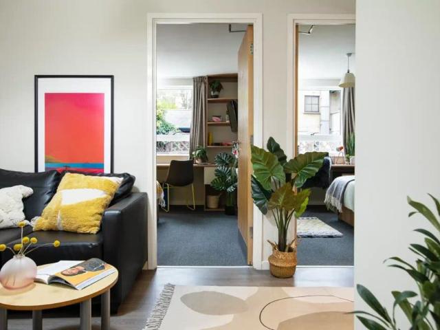 Small High Double Studio