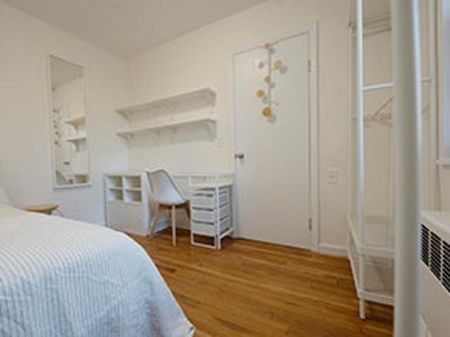 Small Private Room | Top convenient Location!