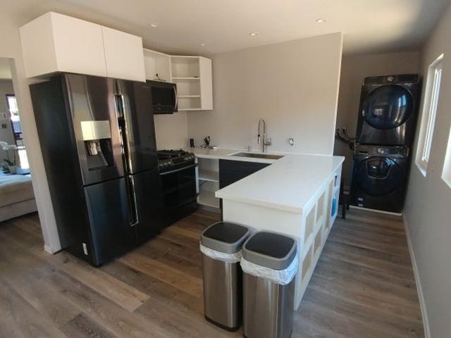 small room available