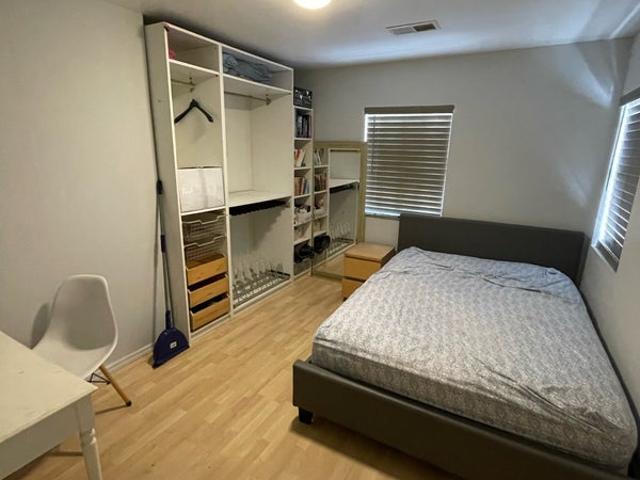 Small room available for rent