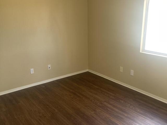 Small Room + Private Bathroom