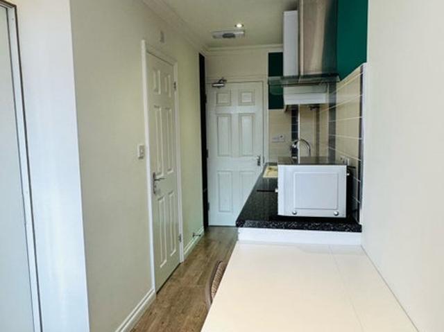 Small single studio unit fully finished