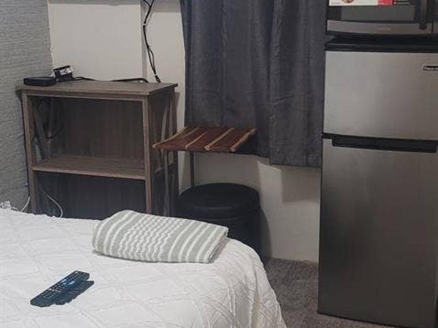 Small space for rent