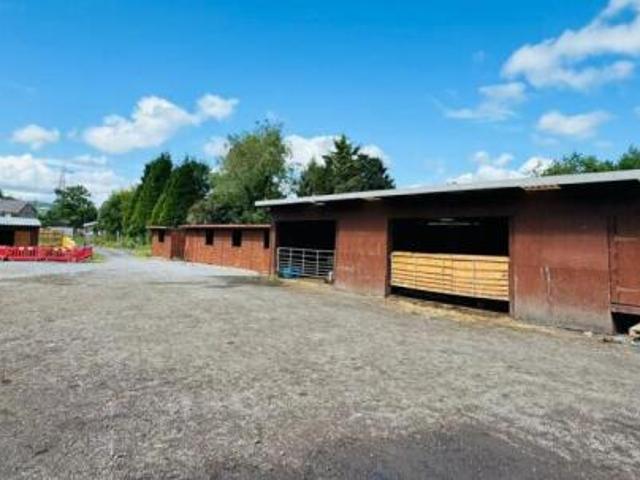 Smallholding for sale in Heol Las Close, Birchgrove, Swansea, SA7