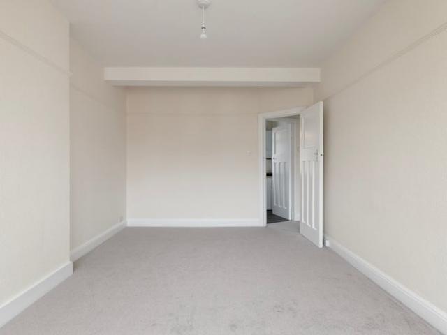 Smart unfurnished one bedroom apartment with great light in a convenient location for transport