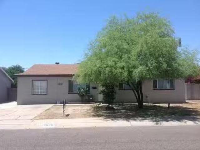 ~Smart design and a convenient location Call for move in spec.