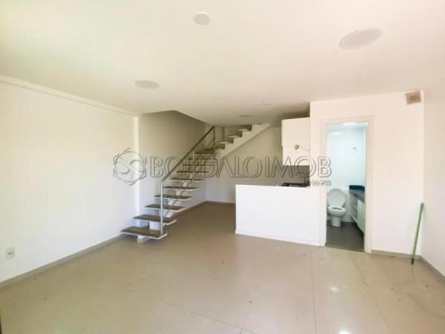 SMAS Sala comercial duplex com 1 banheiro