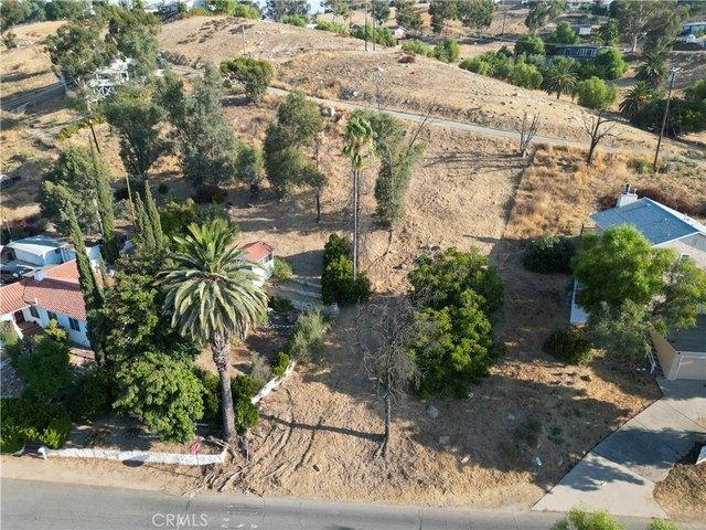 Smith Ave, Lake Elsinore, CA 92530