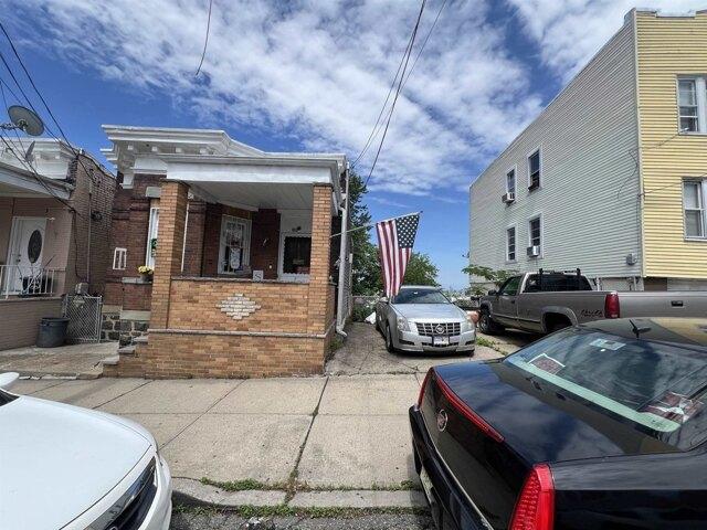Smith Ave, North Bergen, Home For Sale