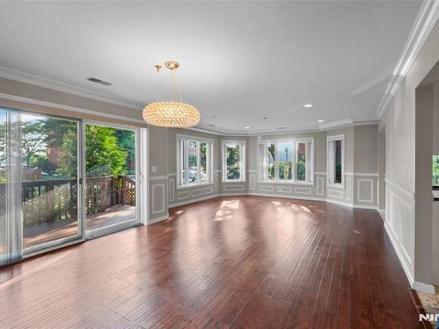 Smith Ct Unit,edgewater, Condo For Sale