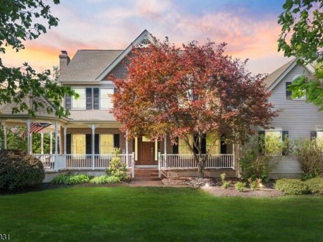 Smith Ct, Hillsborough Twp, Home For Sale