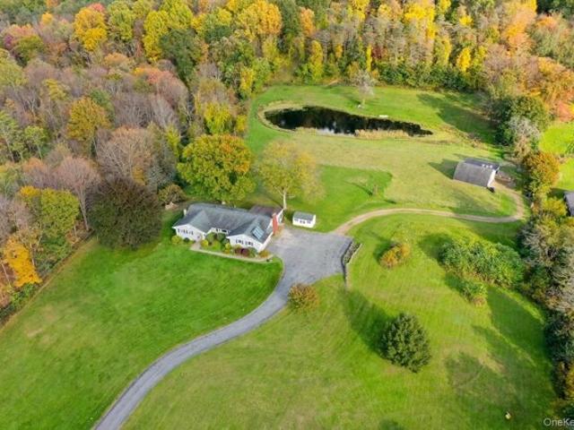 Smith Rd, Hyde Park, Home For Sale