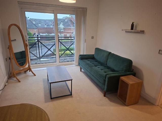 Smith Road, Llanishen, Cardiff CF14, 1 bed flat to rent, £890 pcm | PrimeLocation