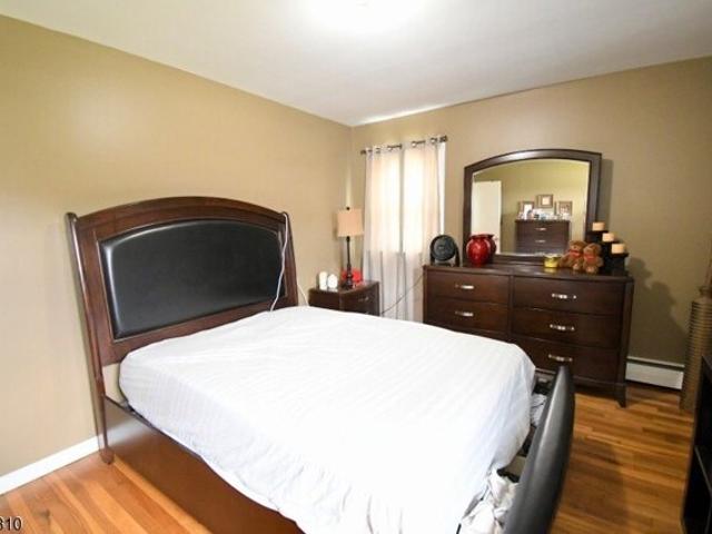 Smith St, Linden, Home For Sale