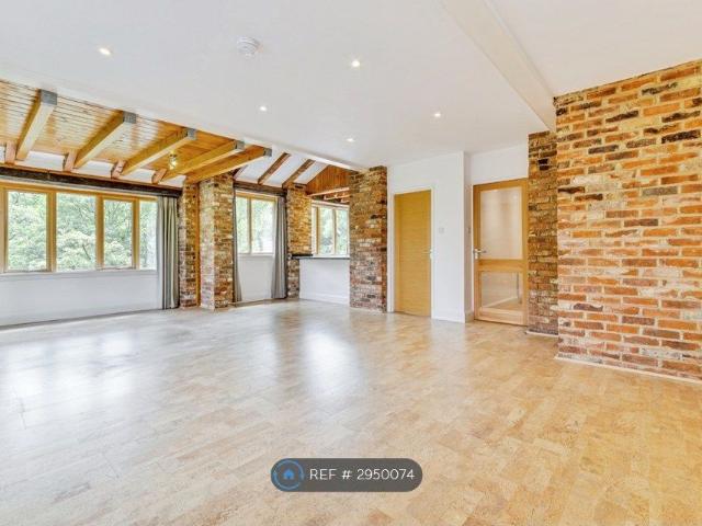 Smithbrook Kilns, Cranleigh GU6, 2 bed flat to rent, £1,650 pcm | PrimeLocation