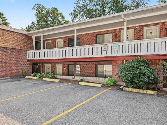 Smithfield Rd Apt,north Providence, Condo For Sale