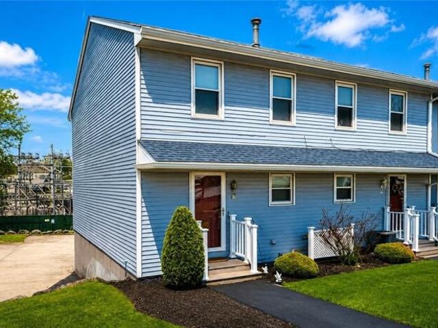 Smithfield Rd Apt,north Providence, Home For Sale