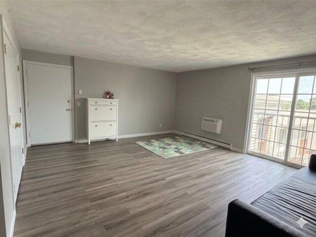 Smithfield Rd Unit B, North Providence, Condo For Sale