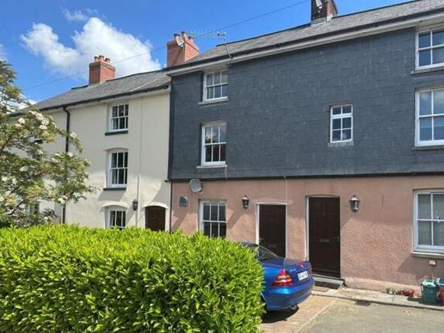 Smithfield Terrace, Llanidloes, 3 Bedroom Terraced