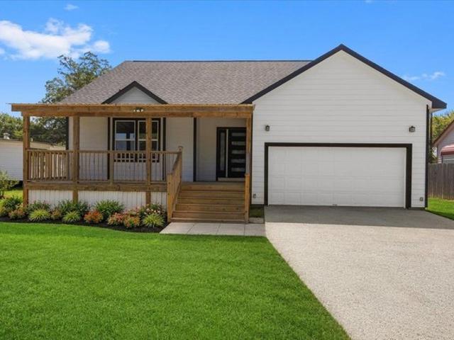 Smithville, TX 78957